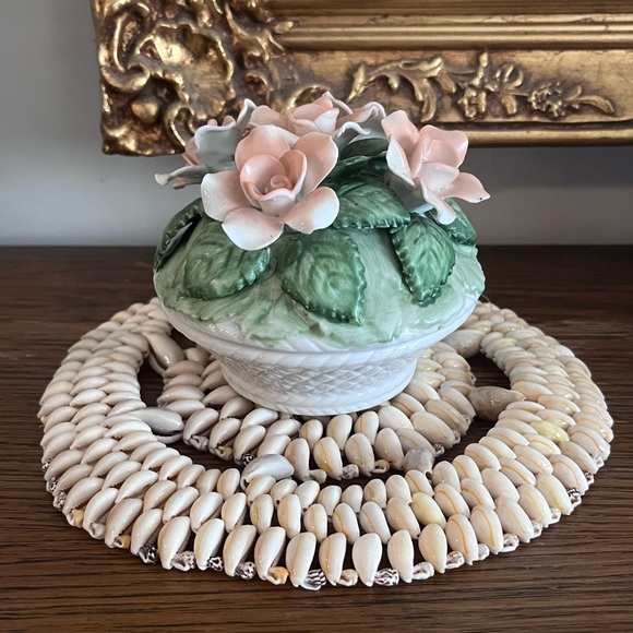 Accents | Handmade Circular Cowrie Shell Placemat Made In Philippines ...